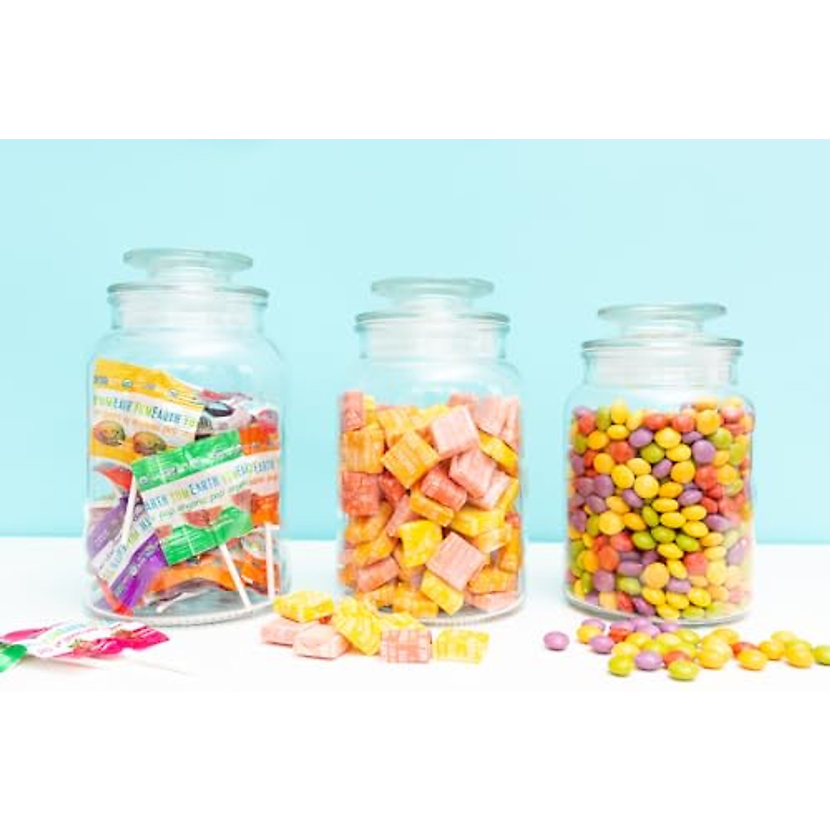 YumEarth Organic Pops Variety Pack, 50 Fruit Flavored Favorites Lollipops, Allergy Friendly, Gluten Free, Non-GMO, Vegan, No Artificial Flavors or Dyes