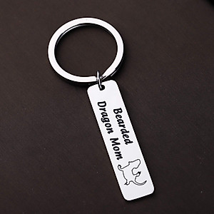 LQRI Bearded Dragon Mom Keychain Bearded Dragon Gifts For Women Pet Moms Animal Lovers Jewelry Funny Bearded Dragon Pet Lizard Lover Gift Reptile Owner Gift for Her (silver)