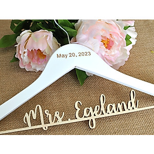 Bride Hanger, Wedding Hanger, Wedding Gift, Personalized Bride Hanger, Honor Maid, Bridesmaid, Doctor, Graduation Dress Hanger