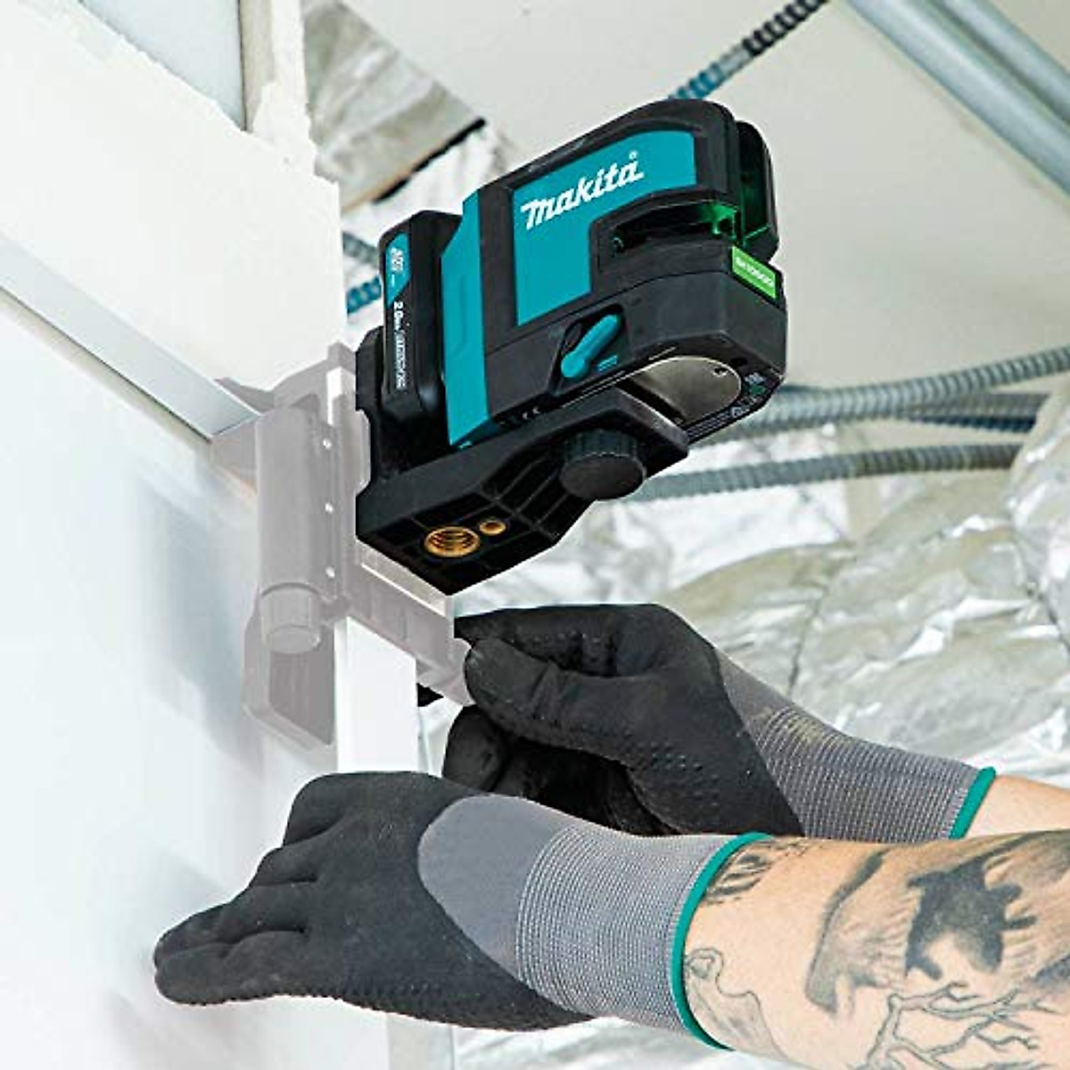 Makita SK105GDNAX 12V max CXT® Lithium-Ion Cordless Self-Leveling Cross-Line Green Beam Laser Kit (2.0Ah)