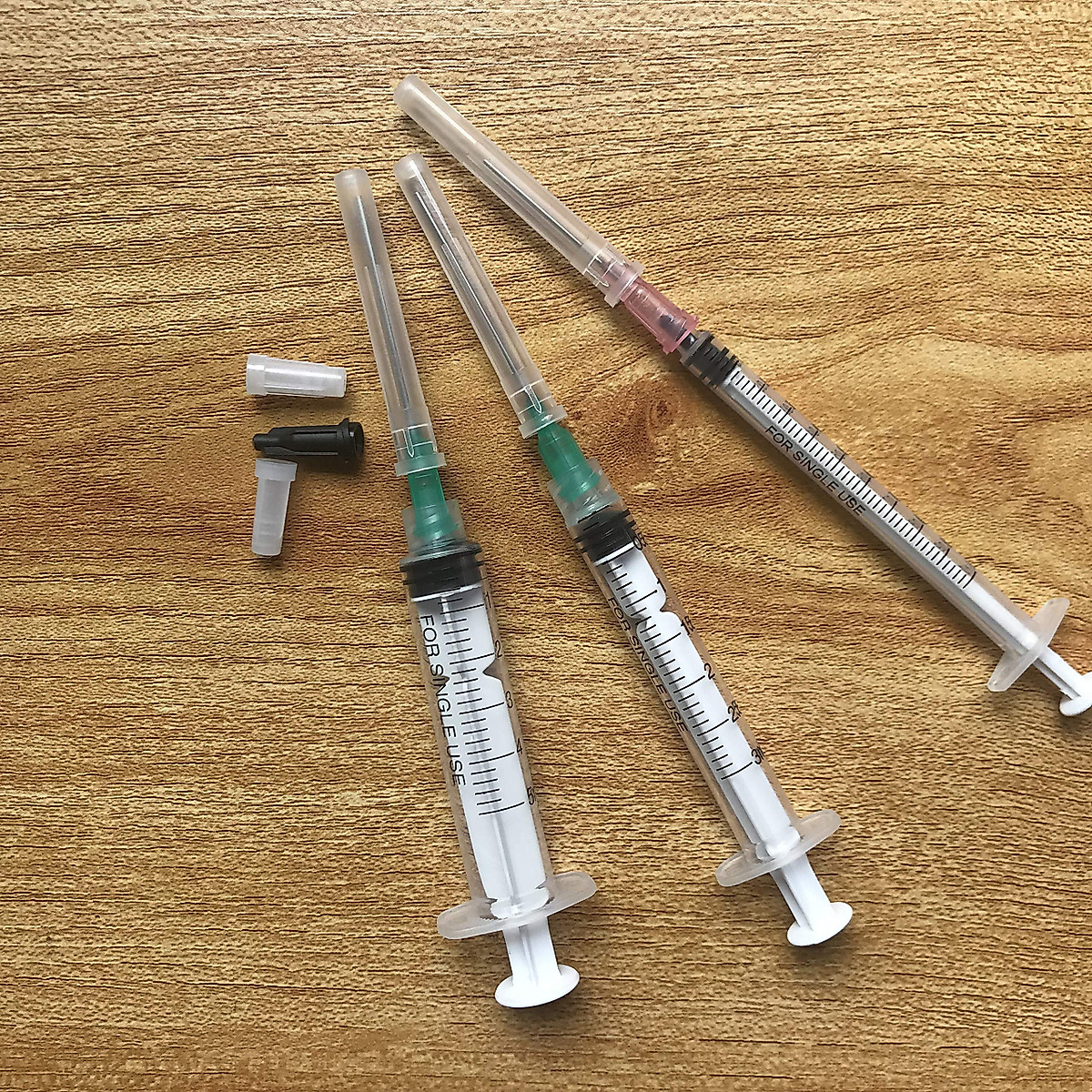 12 Pack - 1ml, 3ml, 5ml, 10ml Syringes each 3pcs with 14Ga, 16Ga, 18Ga and 20Ga Blunt Tip Needles and Storage Caps(Luer Lock)