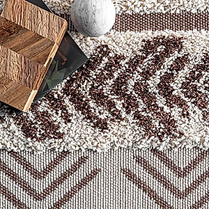 nuLOOM Helena Tribal High-Low Area Rug, 5' 3" x 7' 3", Brown