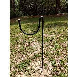 Sturdy Metal Ground Mounted Freestanding Rust Resistant Heavy Duty Wrought Iron Look Garden Hose Holder