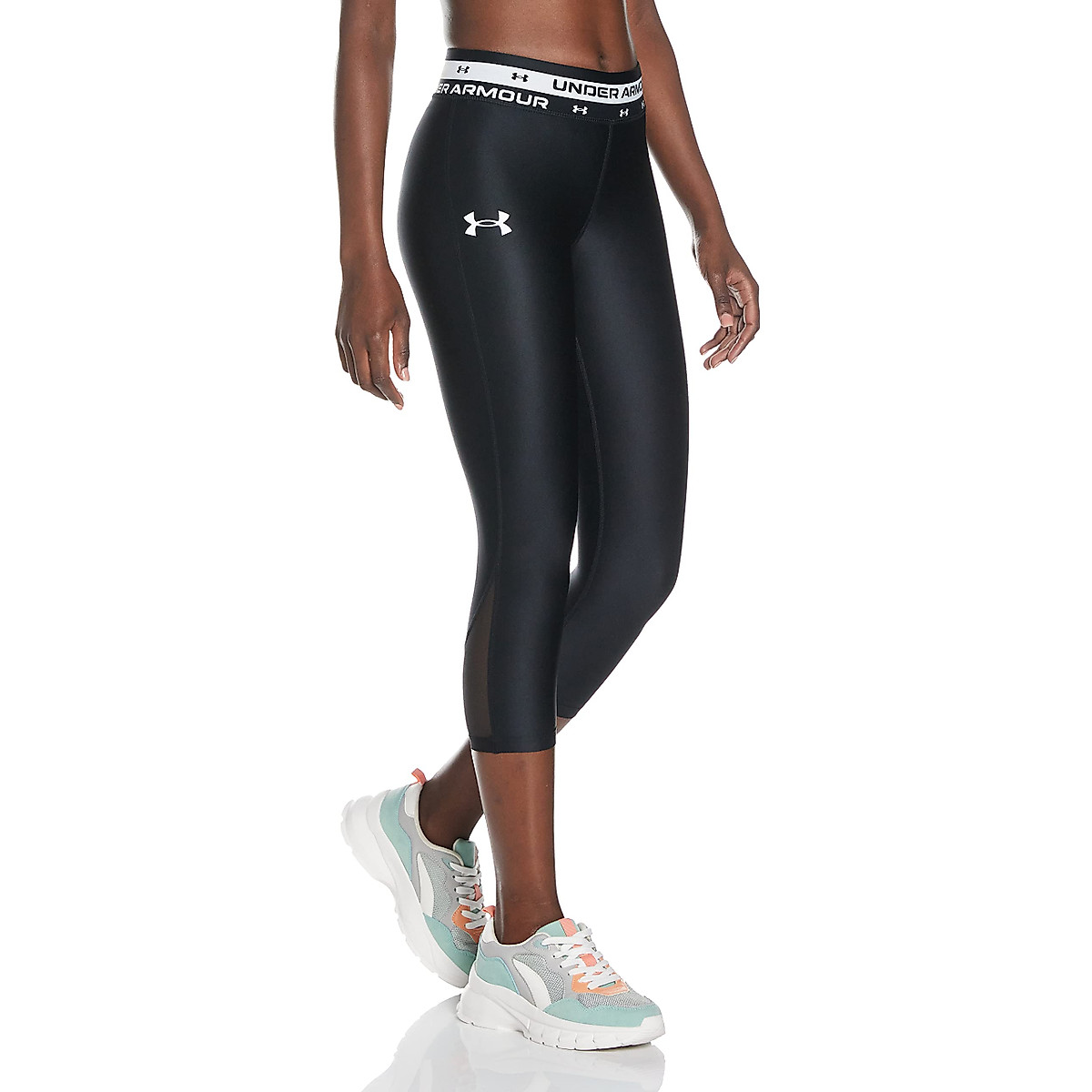 Under Armour Girls' HeatGear Armour Crop , Black (001)/White , Youth Medium