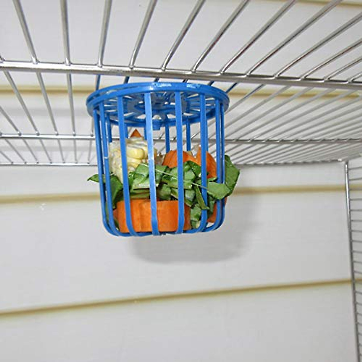 POPETPOP Bird Feeder Parrot Fruit Vegetable Holder Bird Treat Holder Cage Hanging Food Basket Container for Macaw African Grey Cockatoo