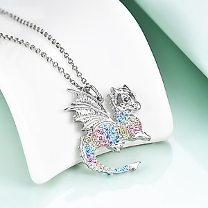 luomart Dragon Necklace Gifts for Girls,Women Dragon Necklaces Pendant Jewelry (Dragon Gifts)