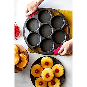 Lodge Seasoned Cast Iron Mini Cake Pan, 7 Impressions