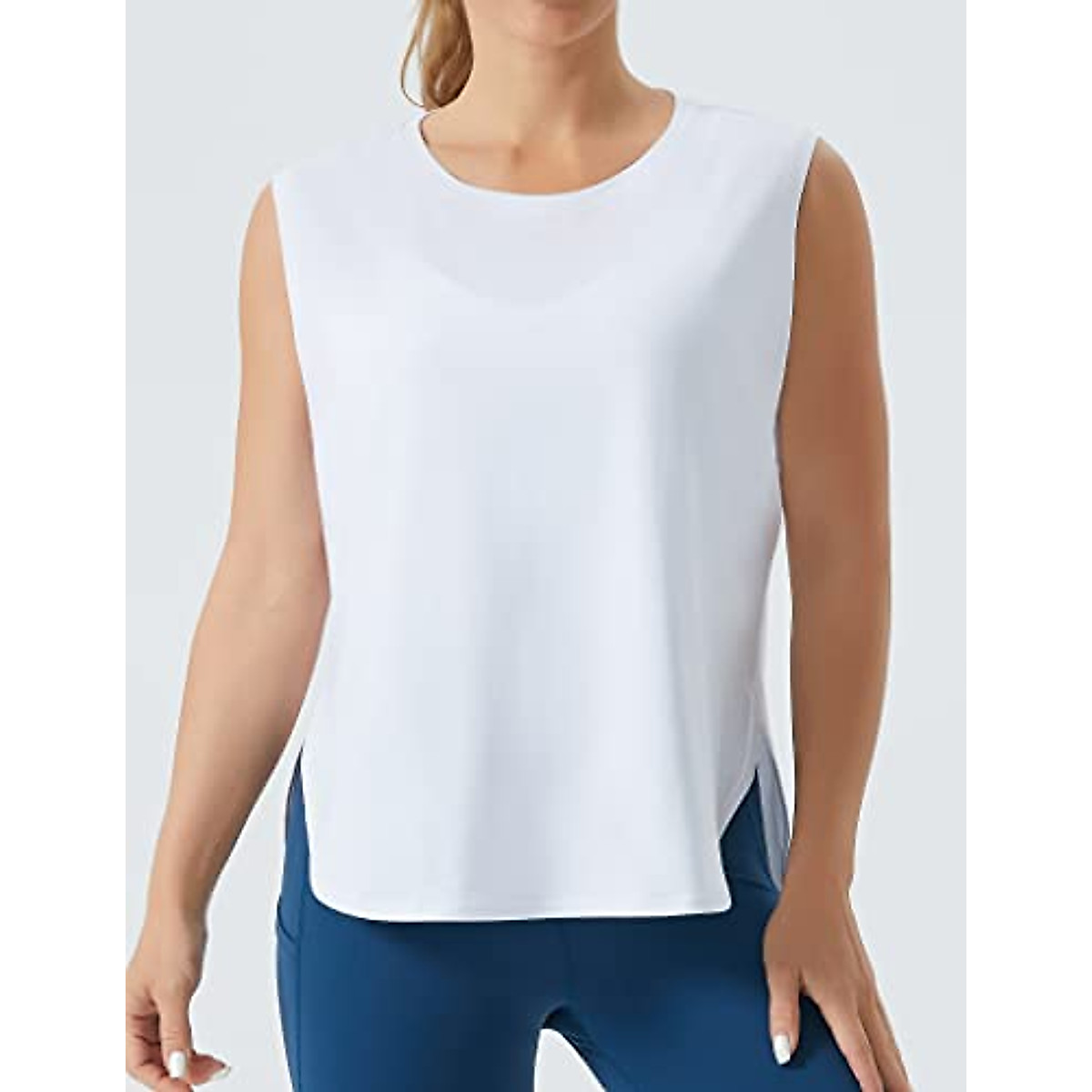 THE GYM PEOPLE Women's Workout Tank Tops Loose Fit Sleeveless Cotton Running Shirts White