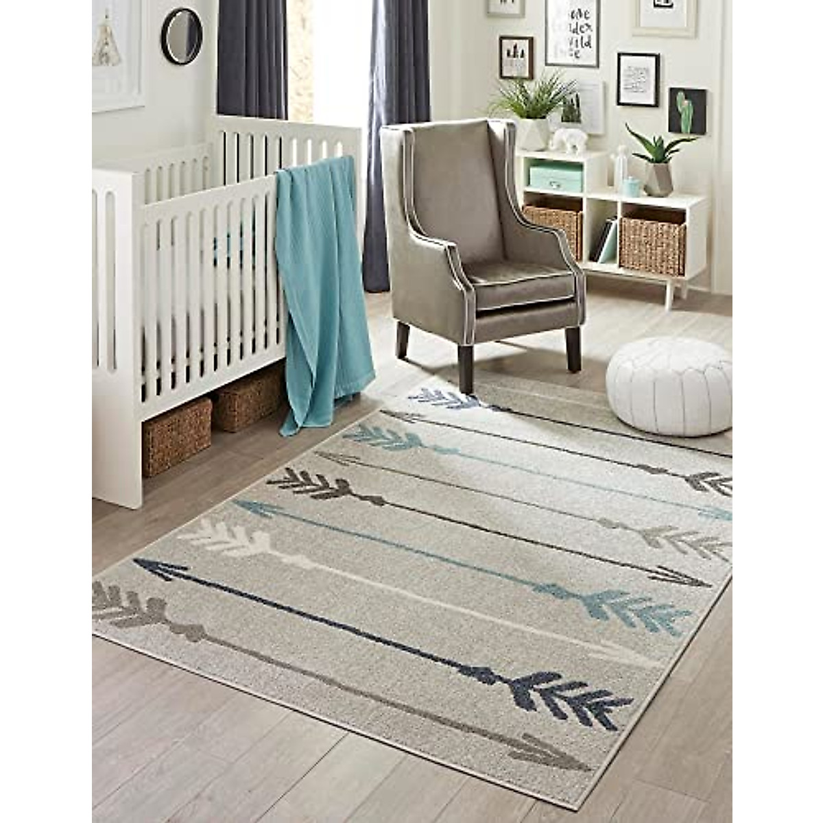 Unique Loom Autumn Collection Area Rug - Arrow (2' x 3' 1" Rectangle, Light Gray/ Black)