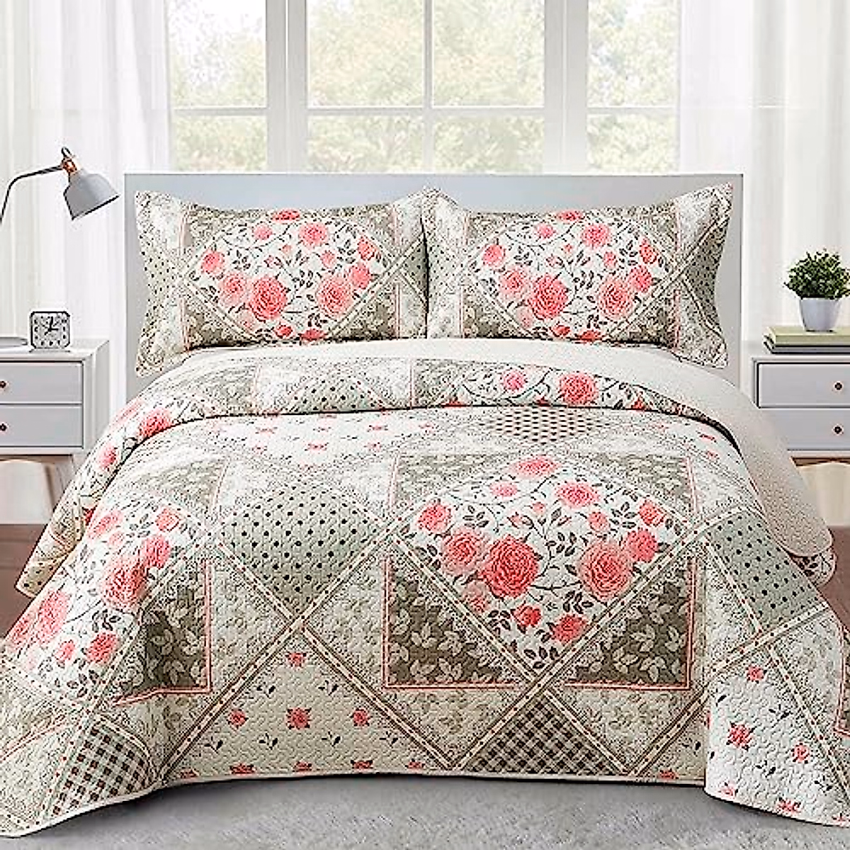 zhuzai 3 Piece Patchwork Quilt Set Full/Queen Size, Green Plaid Floral Bedspread Lightweight Reversible Microfiber Bedding with 2 Shams Shabby Chic Rose Comforter for All Season, 90''x96''