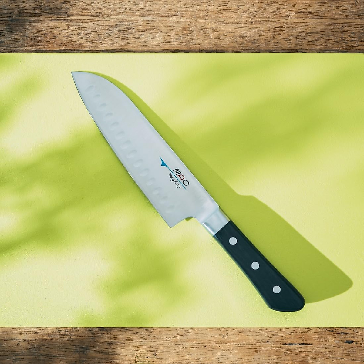 MAC Brand Santoku Knife w/Bolster (#MSK65)