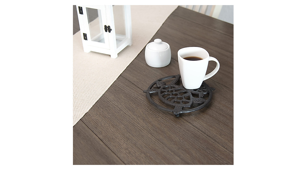 gasaré Cast Iron Trivet - Decorative & Functional