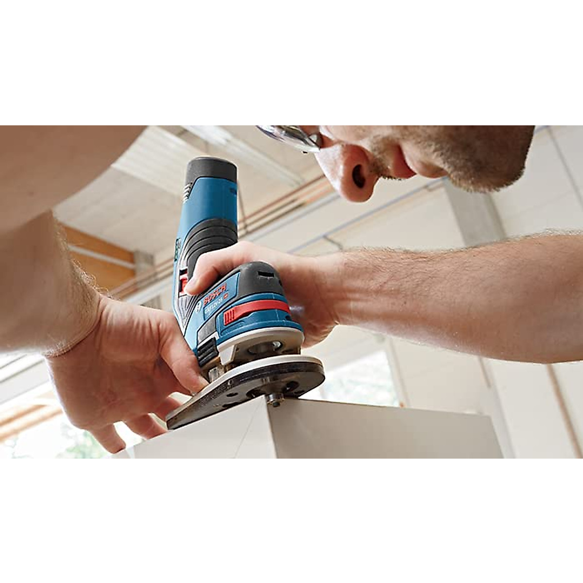 BOSCH RBS015MBS 15-Piece (Universally Compatible Accessory) Carbide-Tipped Wood Router Bit Assorted Set