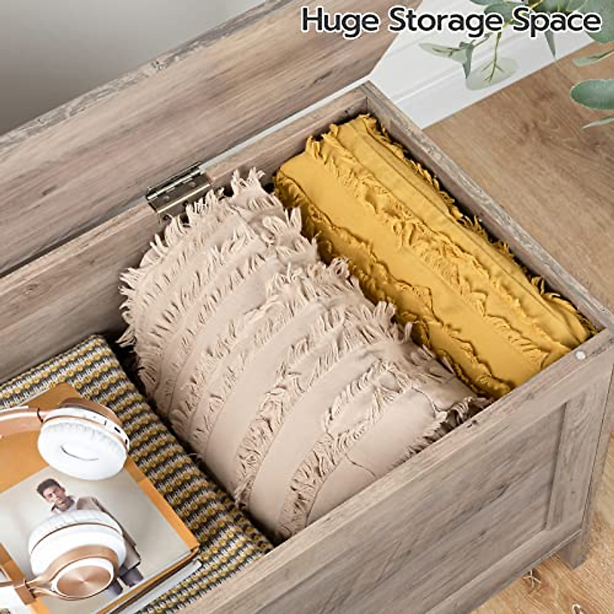 HOOBRO Storage Chest, Retro Toy Box Organizer with Safety Hinge, Sturdy Entryway Storage Bench, Wooden Look Accent Furniture, Easy Assembly, Greige BG100CW01