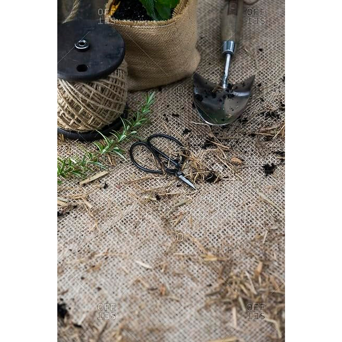 AK TRADING CO. 60-Inches Wide Natural Jute Burlap Fabric Rolls - 100 Yards