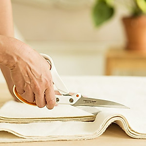 Fiskars Razor Edge All Purpose Scissors, Length: 24 cm, Stainless Steel Blade/Plastic Handles, White/Orange, Amplify, 1005225