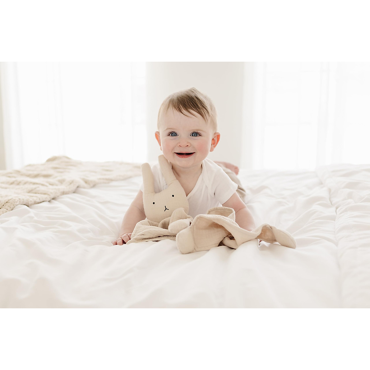 Marlowe & Co Organic Cotton Muslin Lovey Blanket, Organic Cotton Muslin Bunny Security Blanket (Natural Sand)