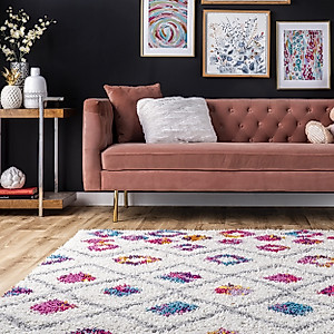 nuLOOM Tatyana Moroccan Diamond Trellis Shaggy Runner Rug, 2' 8" x 12', Pink