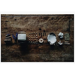 LE LABO Santal 26 Scented Candle 245 Grams 8.6 Ounce Glass jar Boxed Made in USA, Cream