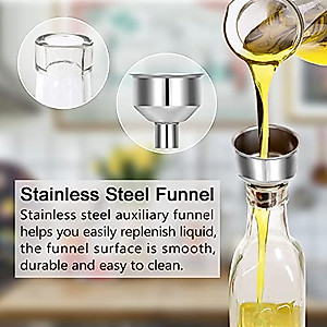 Gusnilo Olive Oil Dispenser Bottles Set 17 oz Olive Oil Bottle 500 ML Oil and Vinegar Cruet Bottle Oil Dispenser Bottle for Kitchen Glass Oil Bottle with Funnel and Pourers (2PCS)