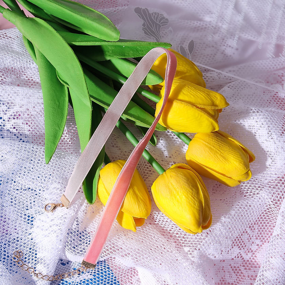 MILAKOO 6 Pcs Candy Color Velvet Choker Necklace Set for Women Gothic Lace Chokers