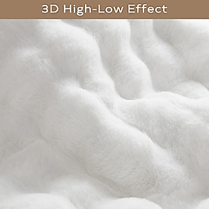 Ashler Faux Rabbit Fur Rug, White 5x7 FT Fluffy Soft Area Rug, Rectangle Fuzzy Carpet for Living Room, Bedroom, Machine Washable Shaggy Nursery Rug - 3D Bubble Rug