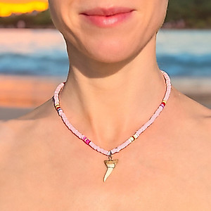 BlueRica Shark Tooth on Boho Vinyl Fimo Heishi Beads Necklace (Pink)