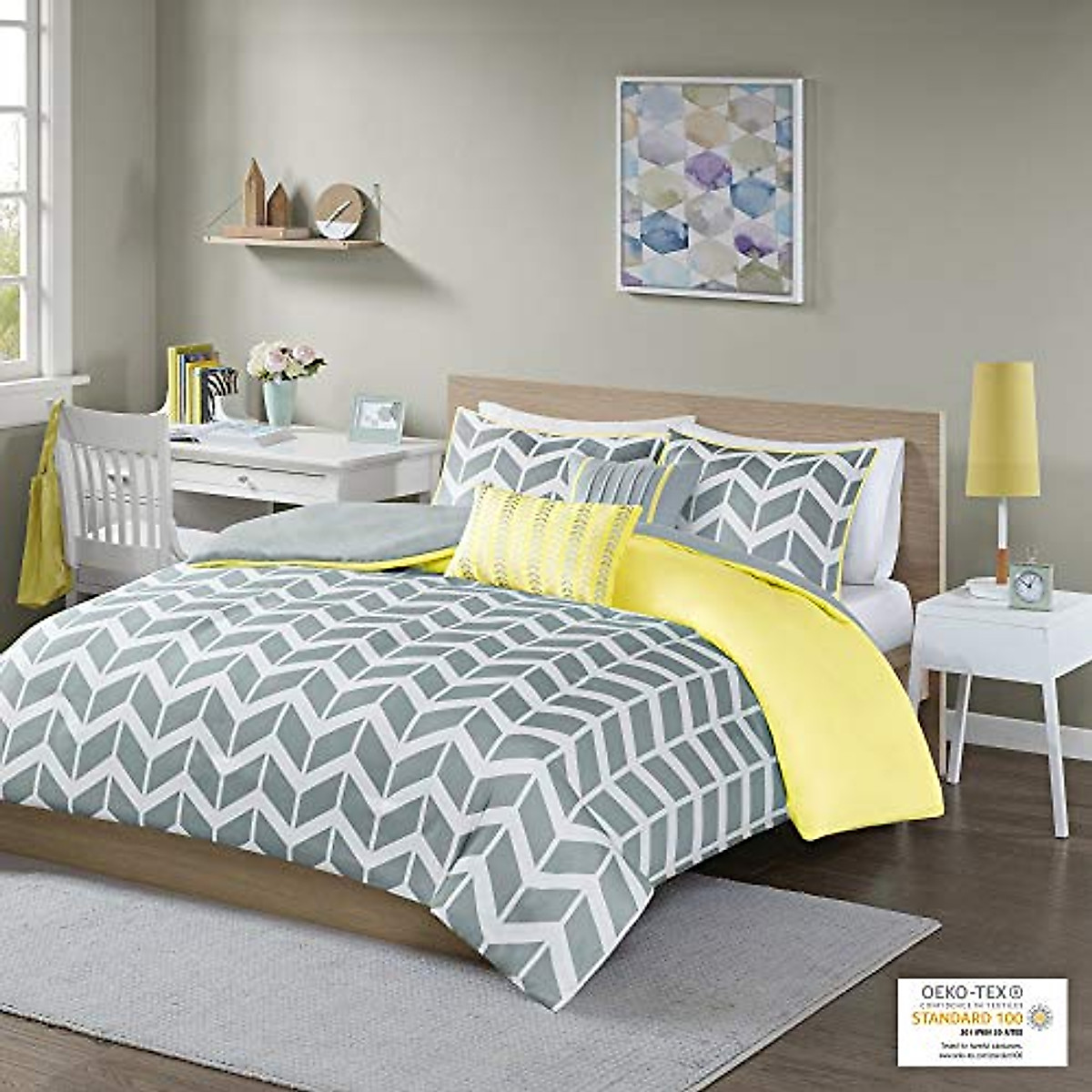 Intelligent Design ID12-234 Nadia Duvet Cover King/Cal King Size - Yellow , Chevron Duvet Cover Set – 5 Piece – Ultra Soft Microfiber Light Weight Bed Comforter Covers