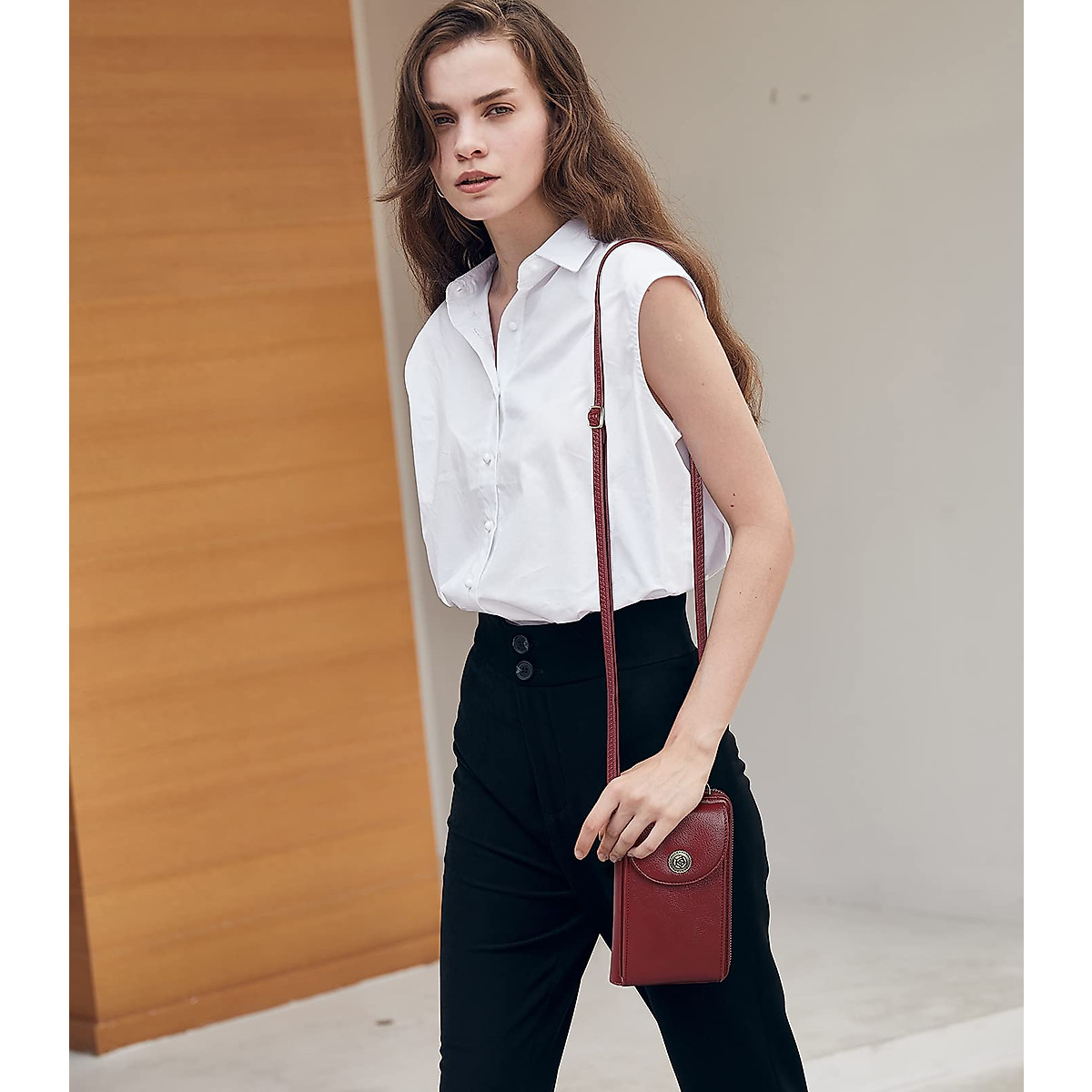 BROMEN Small Cell Phone Purse Crossbody Bags for Women Vegan Leather Wallet Purse with Credit Card Holder Red