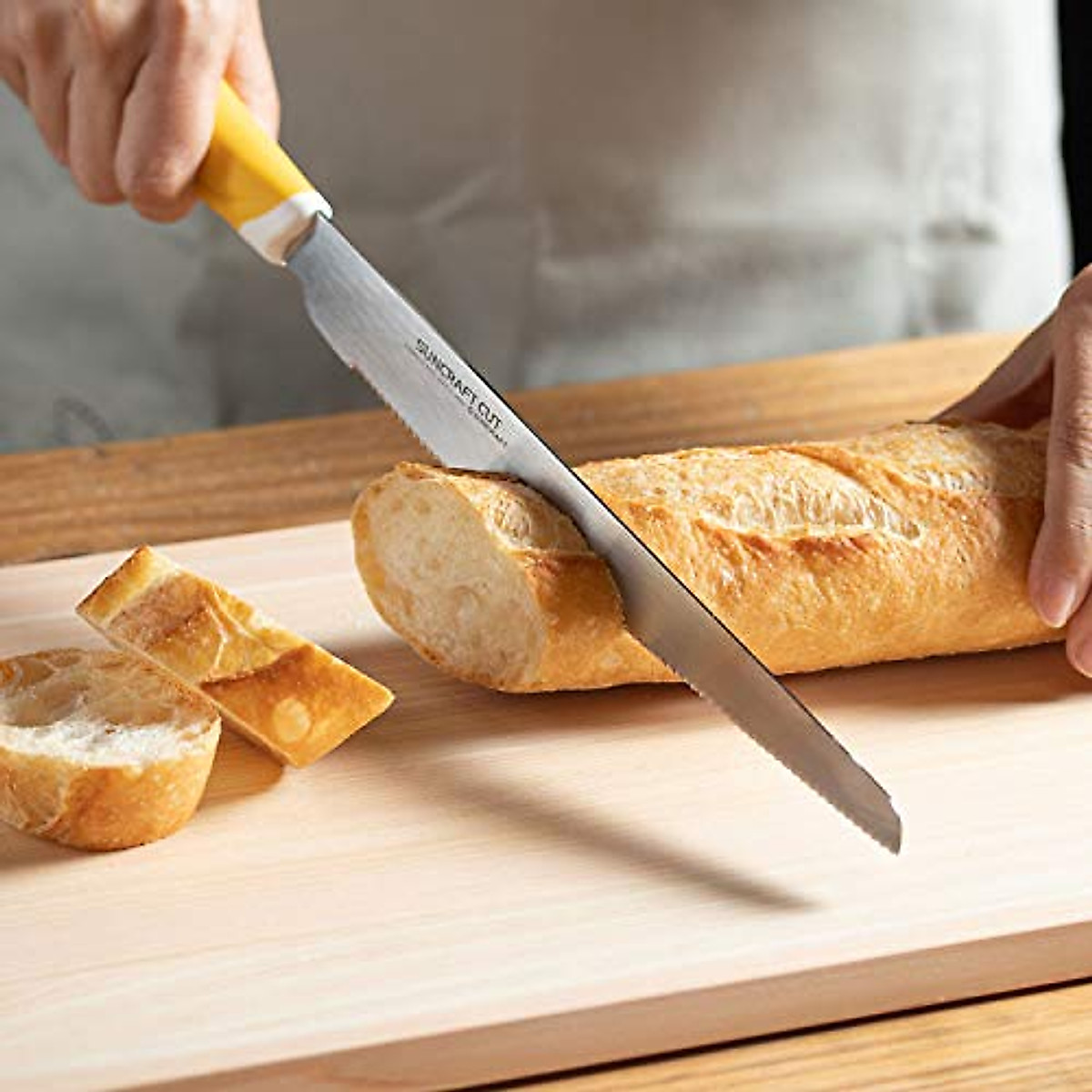Suncraft HE-2101 Bread Knife, Smooth, Bread Cutter, Cuts Freshly Baked and Hard Breads, Loved by Professionals, Made in Japan