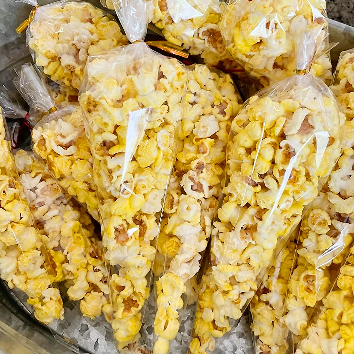 100 Pcs Cone Shaped Bags 7.1" X 14.6" Clear Cone Bags Popcorn Cone Bags for Treat Candy with 100 Twist Ties