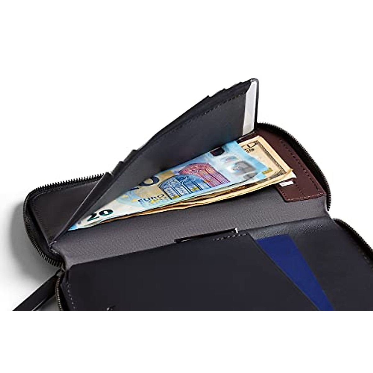 Bellroy Travel Folio – Second Edition - DeepPlum