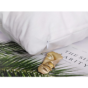 GICHUGI Tarot Card Pillow Covers Set - Tarot Gifts, Tarot Throw Pillow, Set of 4 Flannel Sun Moon Decrative Throw Pillow Cases 18x18, Tarot Decor