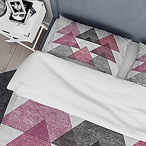 DesignQ Pink Geometric Mod Triangles I Mid-Century Modern Duvet Cover Set, Pink Duvet Cover Set Twin, Abstract Bedding Set of 3 Pieces, All Season Mid-Century Modern Bedding Sets Twin