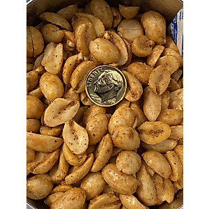 Low Country Boil 10oz cans Gillespie's Peanuts grown on our family farm! lcb (1)