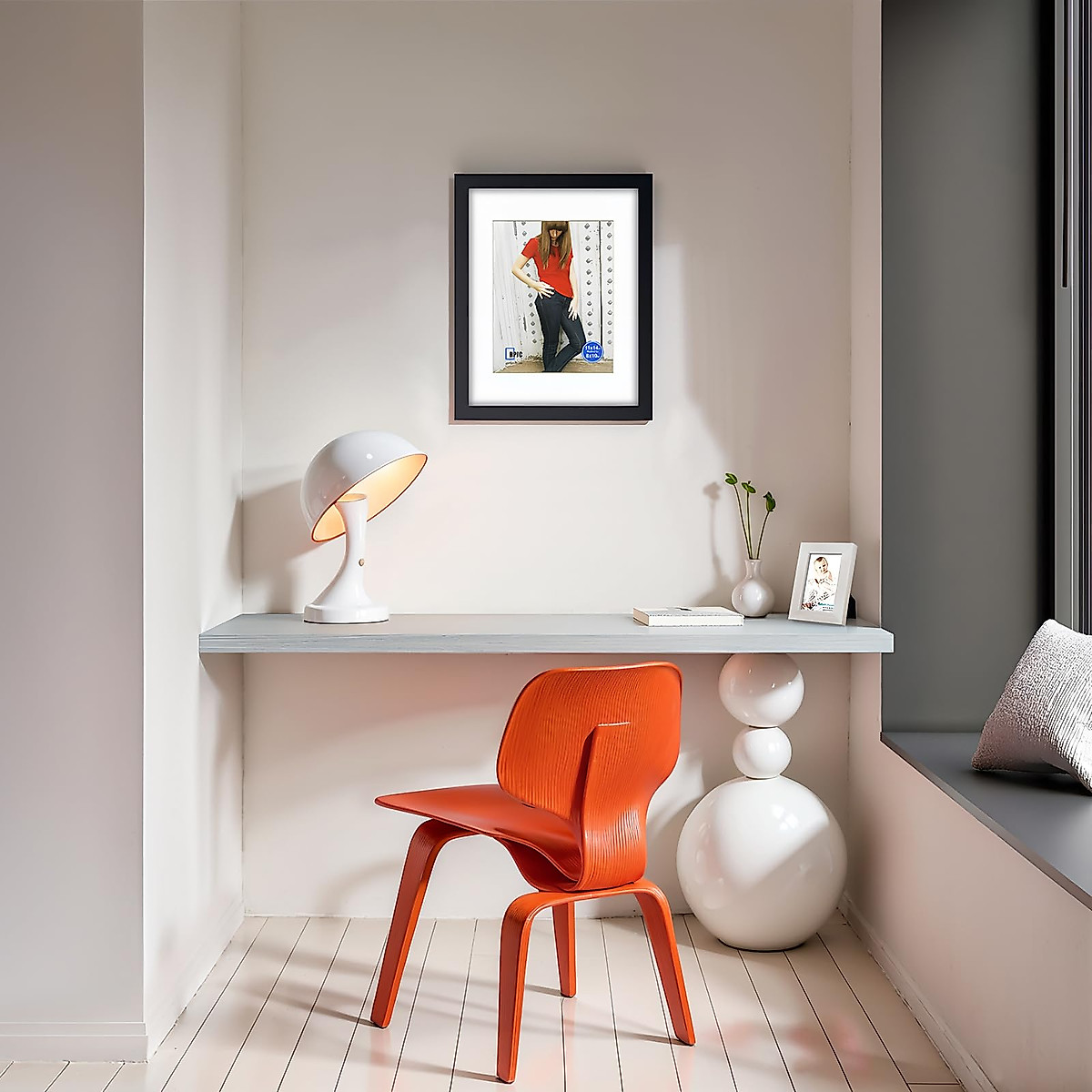 RPJC 11 x 14 Picture Frames Made of Solid Wood and High Definition Glass Display Pictures 8x10 with Mat or 11x14 Without Mat for Wall Mounting Photo Frames Black