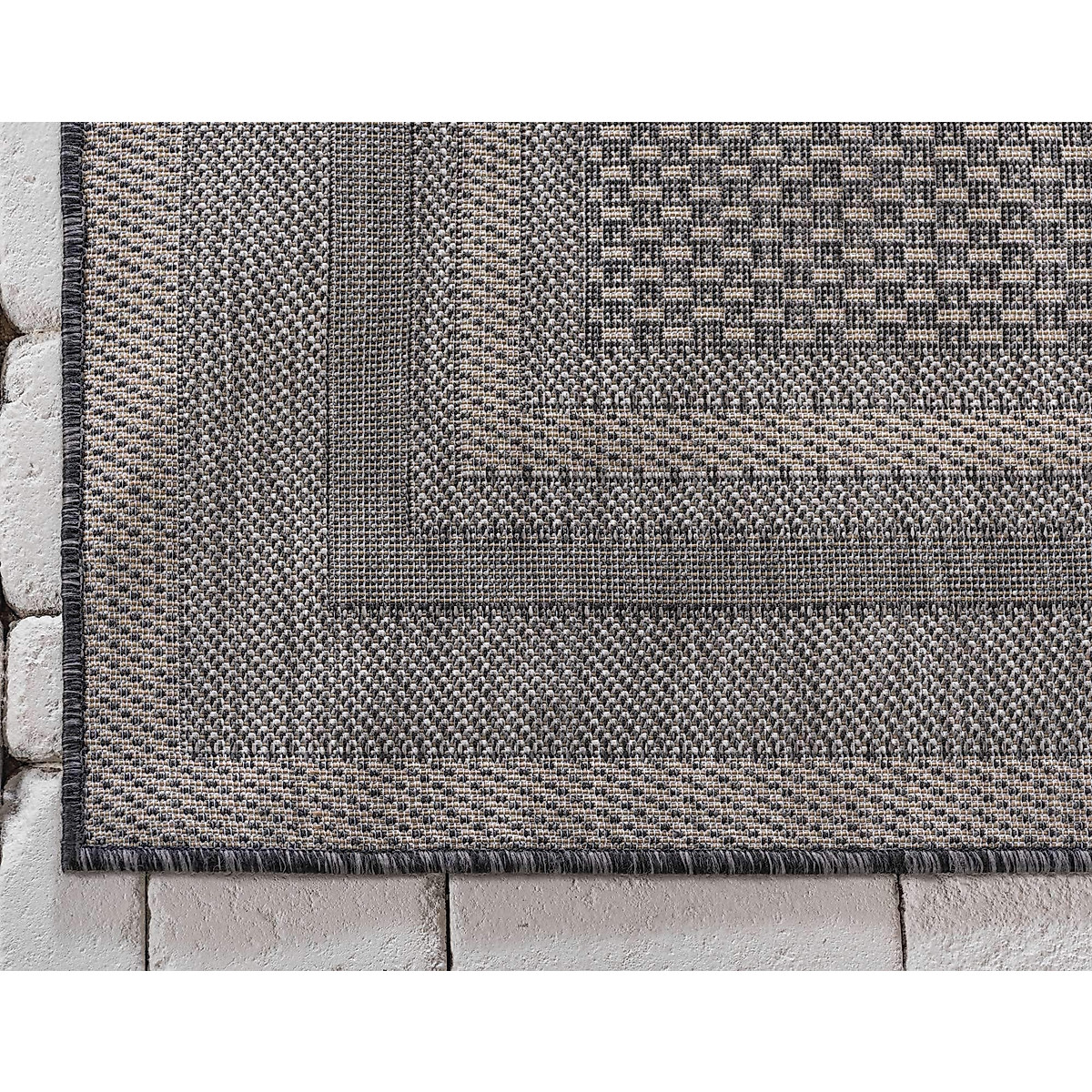 Unique Loom Outdoor Border Collection Area Rug - Soft Border (7' 1" x 10' Rectangle, Black/ Ivory)
