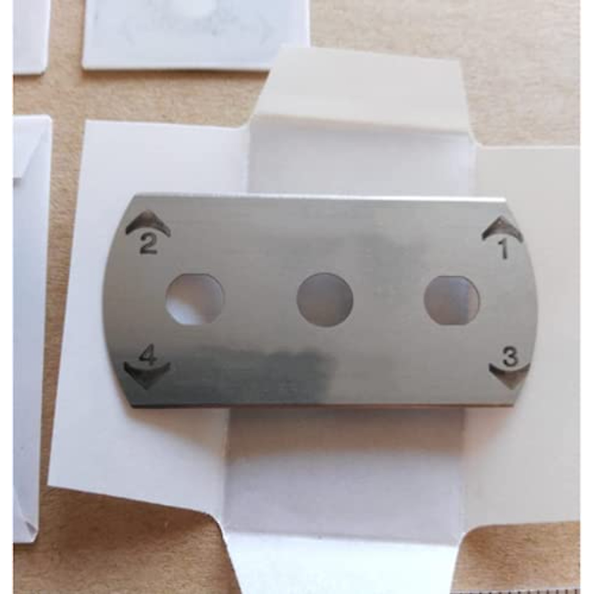 4PCS Blades for Cutter&1PCS Round Black Mat for Cloth Sample Disk Cutter, Fabric Weight Cutter,Textile Fabric GSM Sampling,Cloth Device Weight Instrument Sampler Paper Cutting