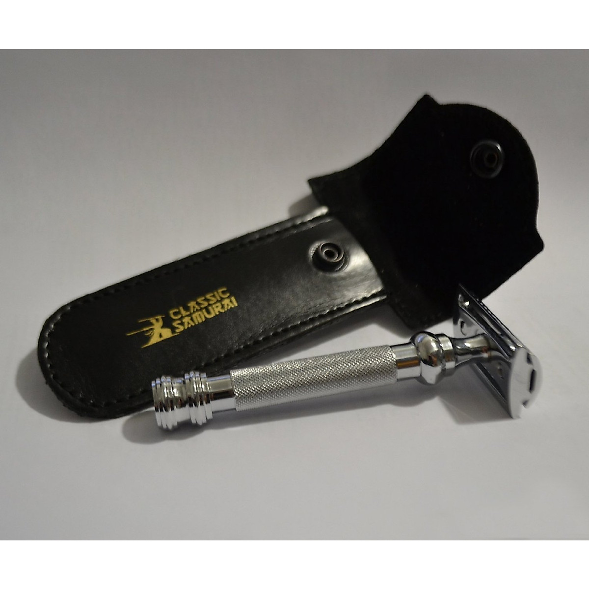 Classic Samurai CS-206 Heavy Duty "Barber Pole" Long Double Edge Safety Razor with Genuine Leather Shaving Travel/Protective Case and 5 Astra Superior Platinum Razor Blades