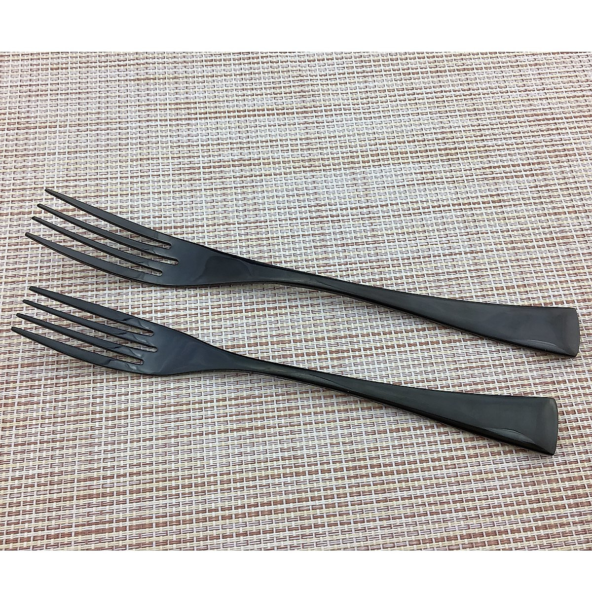 Uniturcky Mirror Polishing Black 18/10 Stainless Steel, 7-Piece Flatware Silverware cutlery utensils Set knife steak knife dinner fork soup spoon dessert spoon salad fork teaspoon