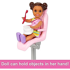 Barbie Careers Playset, Teacher Set with Brunette Fashion Doll, 1 Blonde Toddler Small Doll, Furniture & Accessories