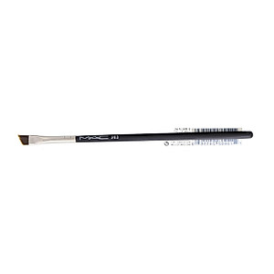 MAC Small Angle Brush #263