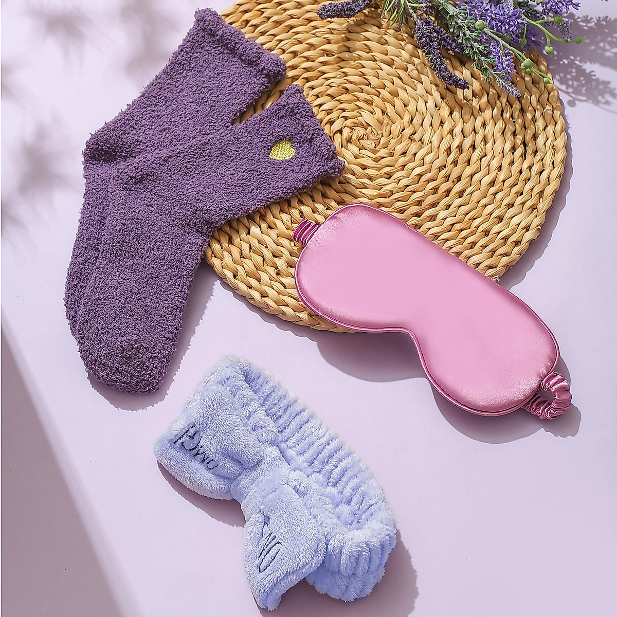 Gifts Basket for Women,Birthday Gifts for Women Purple Gifts Basket Lavender Relaxing Gift Set Self Care Package Gifts Unique Gifts Ideas for Girlfriend Sister Bestie Wife Mom Best Friend Gifts