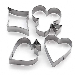 4Pcs/Set SMALL SIZE Casino Playing Cards Suit Stainless Steel Cookie Cutters Poker Playing Bridge Fondant Cutters Set Cake Decorating Tool (Spade, Heart, Club and Diamond)