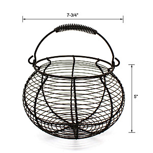 CVHOMEDECO. Rustic Wire Egg Basket with swimming Handle Primitives Vintage Gathering Basket. Rusty