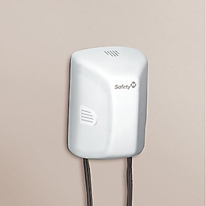 Safety 1st Outlet Cover/Cord Shortner, White, 4PK