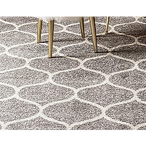 Rugs.com Lattice Frieze Collection Rug – 3' Round Light Gray Medium Rug Perfect for Kitchens, Dining Rooms