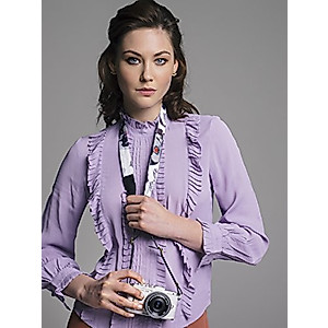 OLYMPUS Mirrorless Single - Lens Reflex Camera E - PL8 EZ, whites