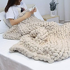Beige Chunky Knit Blanket Throw Luxury Warm Knited Blanket for Couch/Sofa/Bed Decor Giant Knitted Blanket Boho Thick Cable Throw Blanket(40x40in)