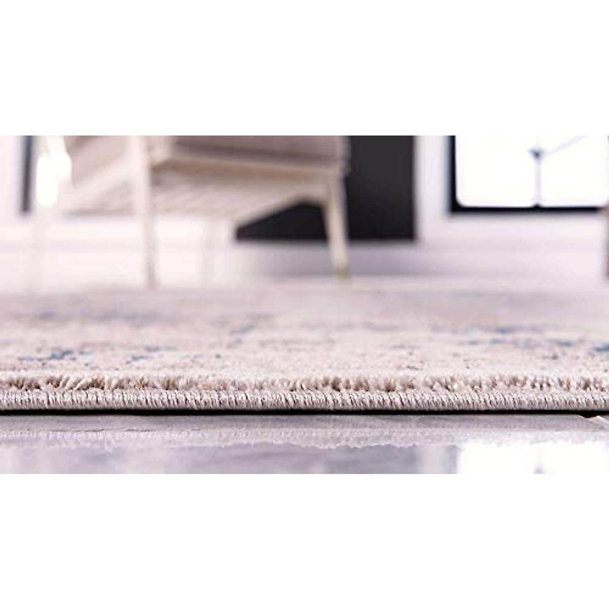 Unique Loom Leila Collection Traditional, Distressed, Medallion, Border, High-Low Pile, Vintage Area Rug, 3' 3" x 5' 3", Tan/Navy Blue